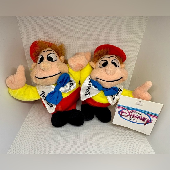 Disney | Toys | Disney Tweedle Dee And Tweedle Dum Stuffed Animals Red ...